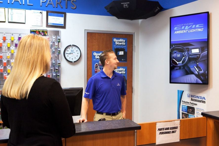 The TV Sign | Auto Industry Digital Signage | Digital Signage Solution